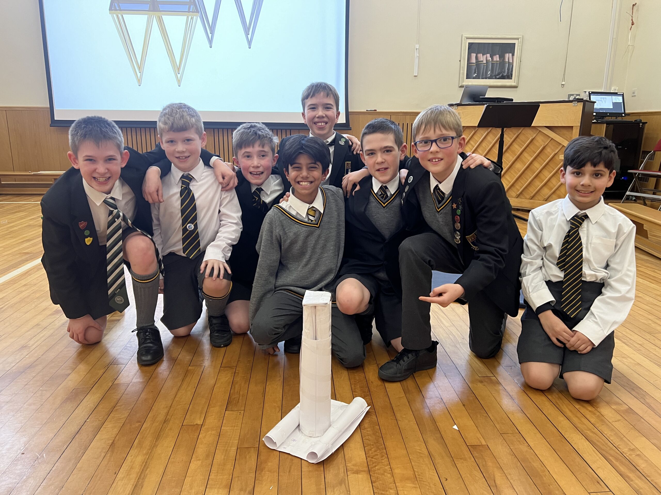 Junior Section immerse themselves in Science Week - Queen Elizabeth ...